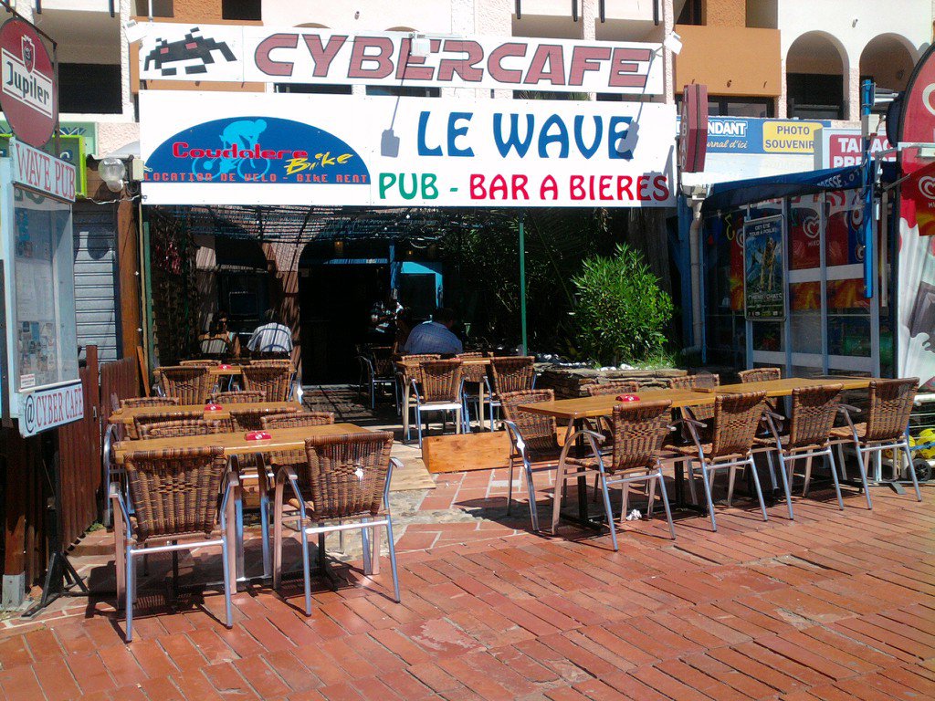 BAR LE WAVE - Destination Perpignan